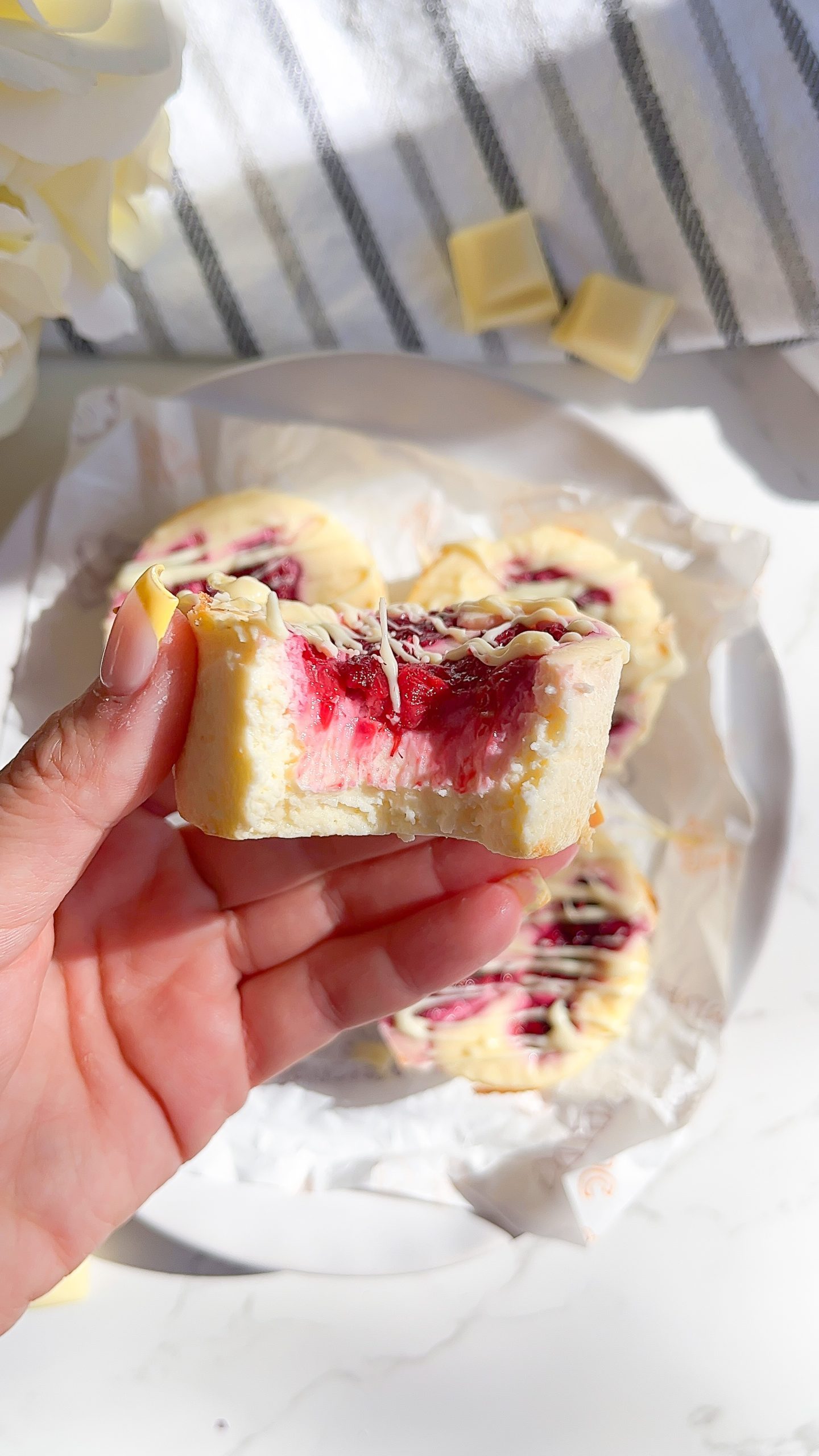 Mini Raspberry White Chocolate Cheesecakes – Low Calorie, High Protein ...