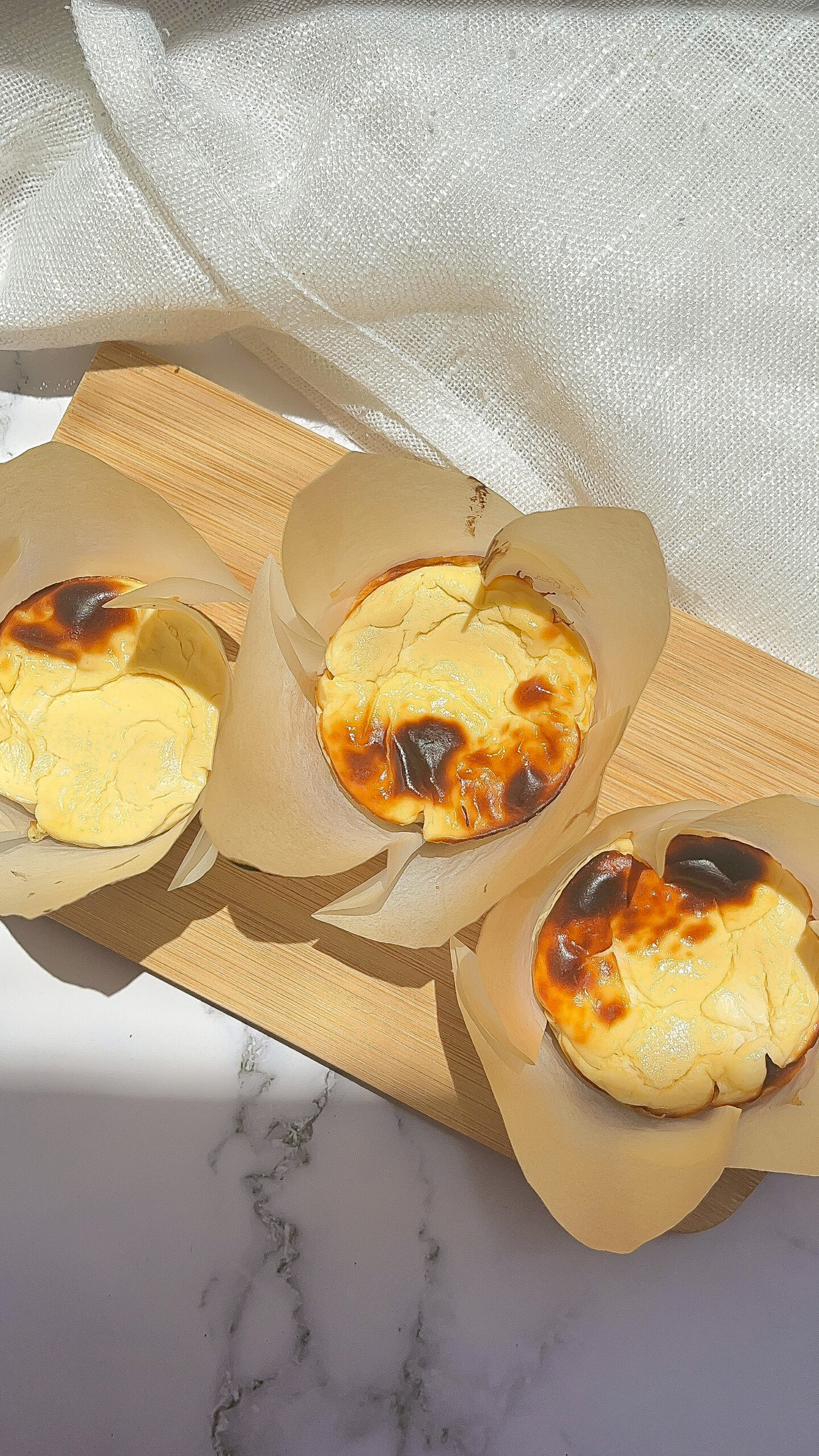 Mini Basque Cheesecakes - Eliya Eats